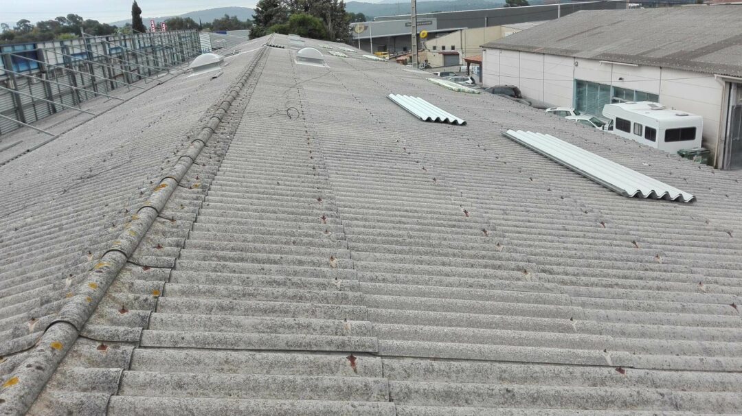 Traitement de toiture fibrociment : ce qu'il faut savoir